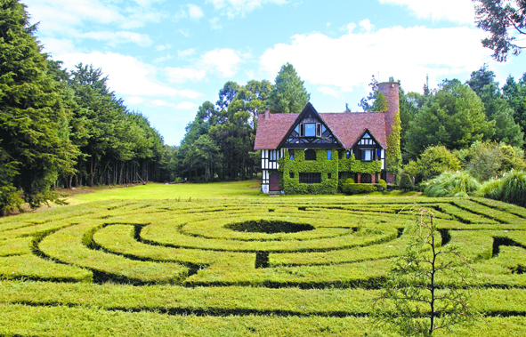La Casa Laberinto del Ajusco - Grupo Milenio