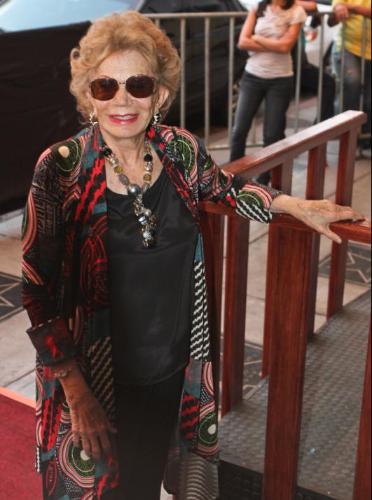 Fallece Chela Castro