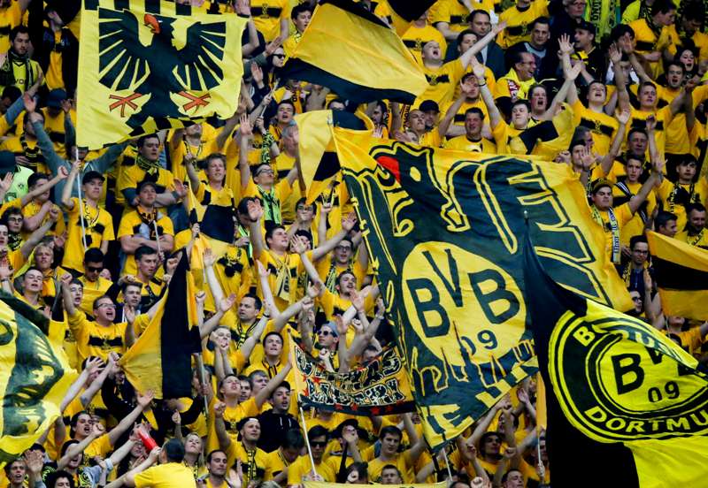 Aficionados del Borussia Dortmund ¿la mejor afición del mundo? - Grupo ...