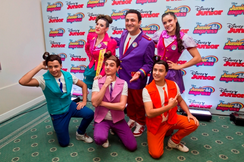 El Junior Express hace una parada en México