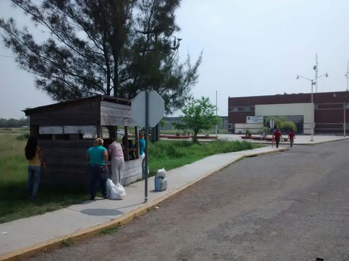 Se manifiestan familiares de reclusos en penal de Altamira - Grupo Milenio