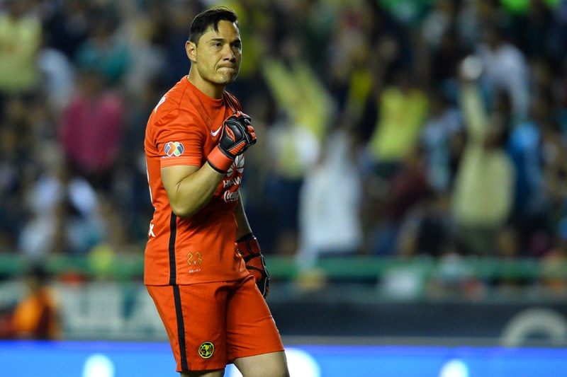 Moisés Muñoz renueva contrato con América - Grupo Milenio