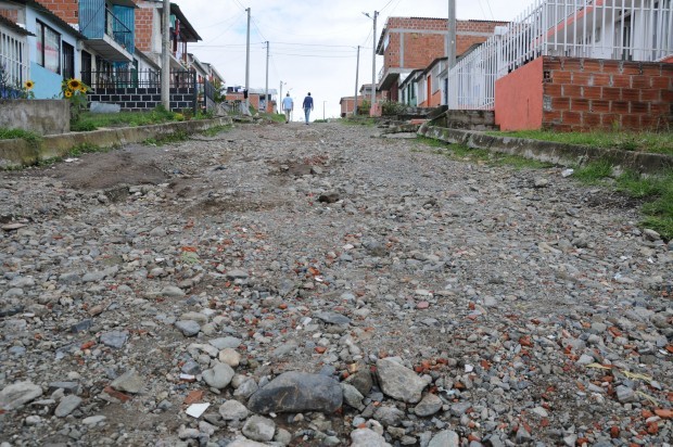 Calles con 12 años sin pavimento - Grupo Milenio