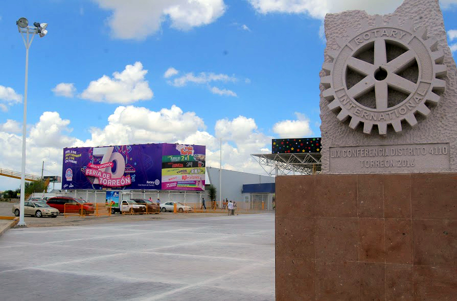 Club Rotario sigue tradición de Baile del recuerdo - Grupo Milenio