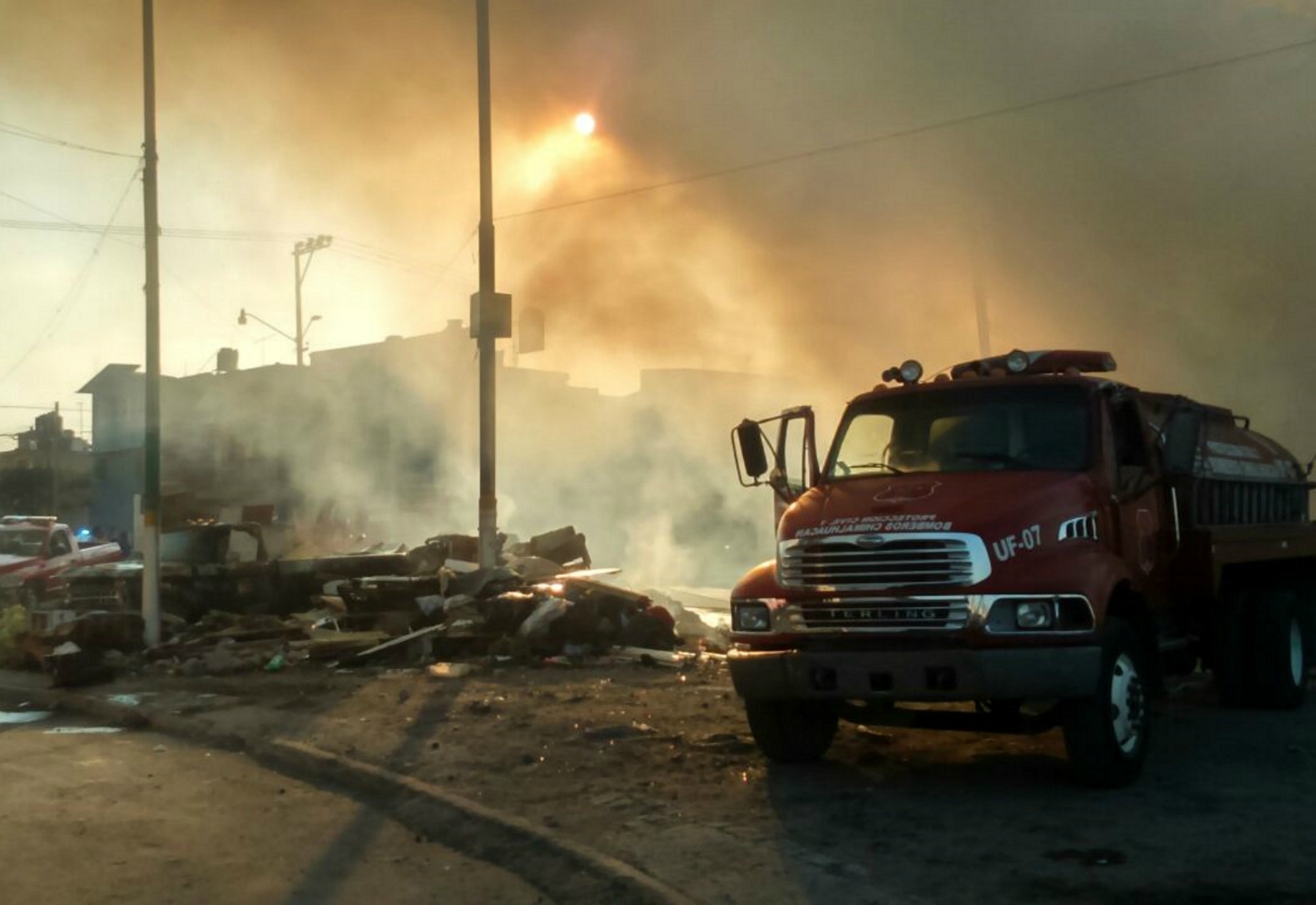 Explosión de televisor causa incendio en Chimalhuacán - Grupo Milenio