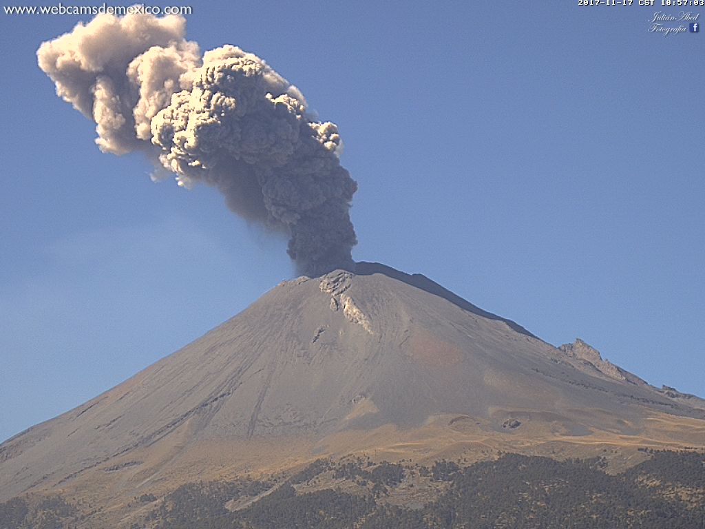 Popocatépetl emite fumarola de más de dos kilómetros - Grupo Milenio