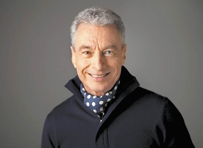 Además de cantante y actor, César Costa ha sido conductor de televisión ...