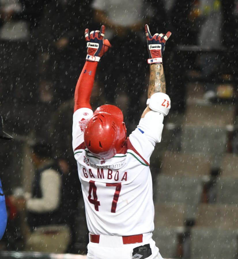 Con gran actuación de Gamboa, Diablos vence a Pericos