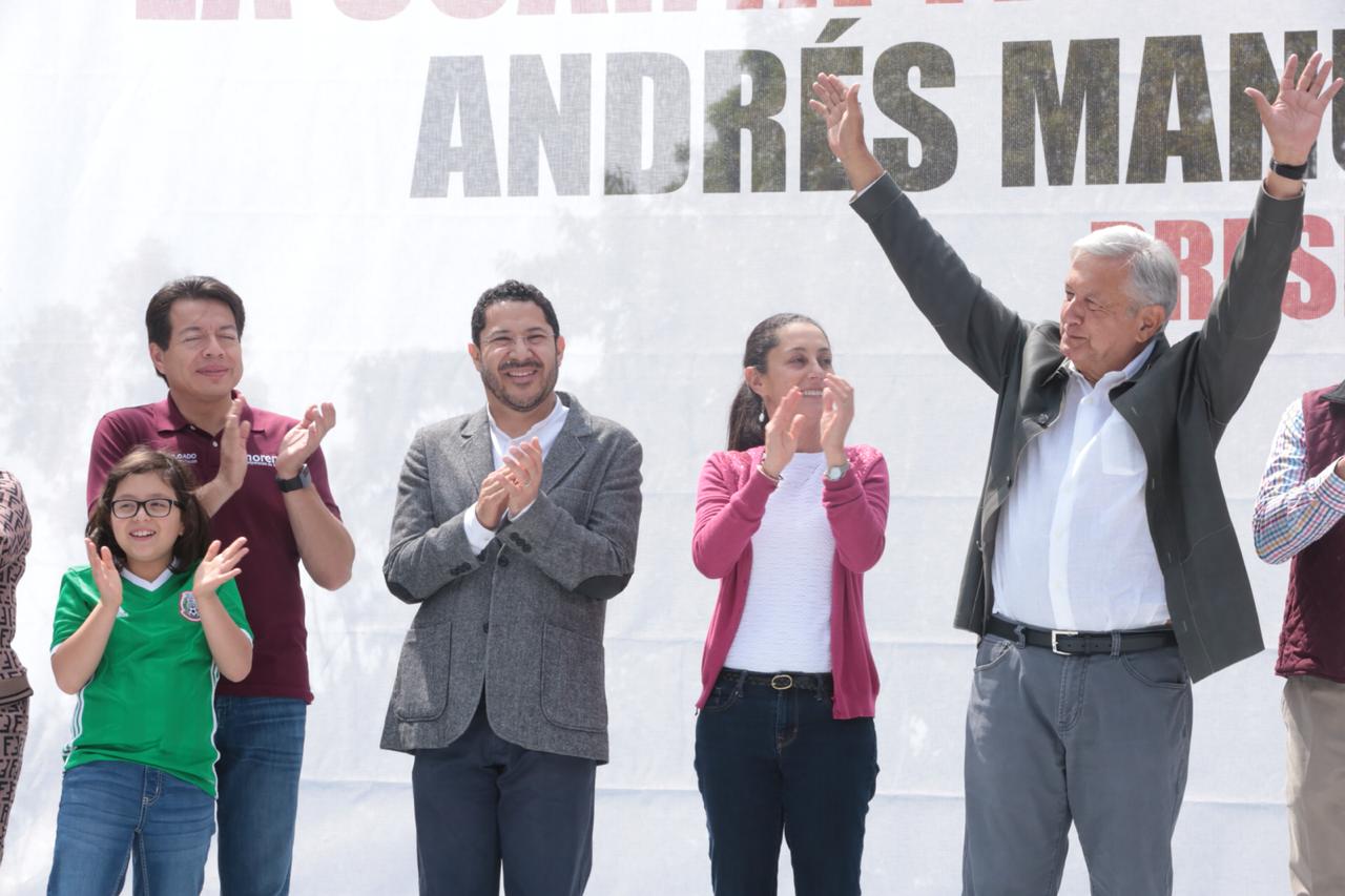 AMLO promete financiar programas sociales en CdMx