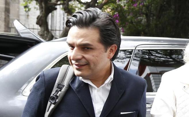 La Segob no debe amenazar con morder: Zoé Robledo