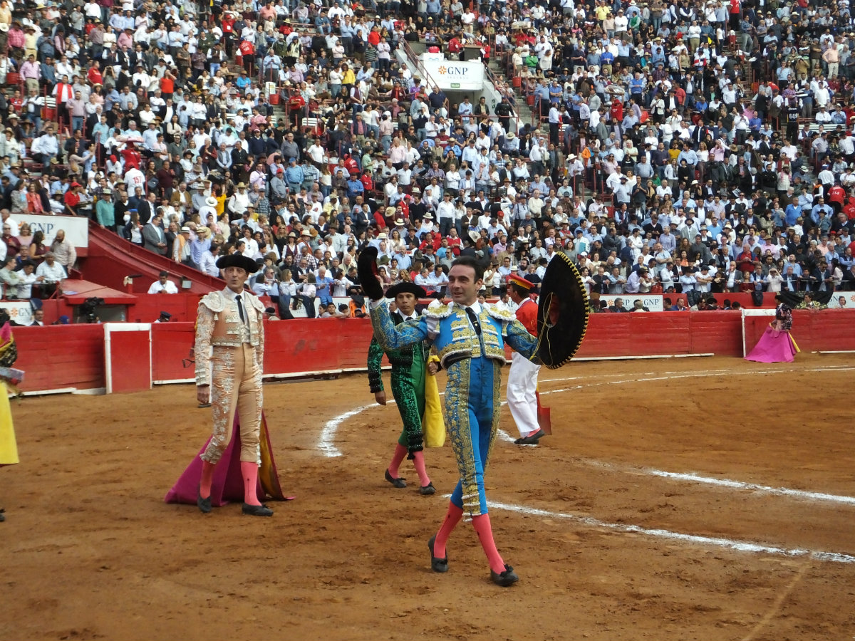 Exitosa corrida de aniversario en la Plaza México - Grupo Milenio