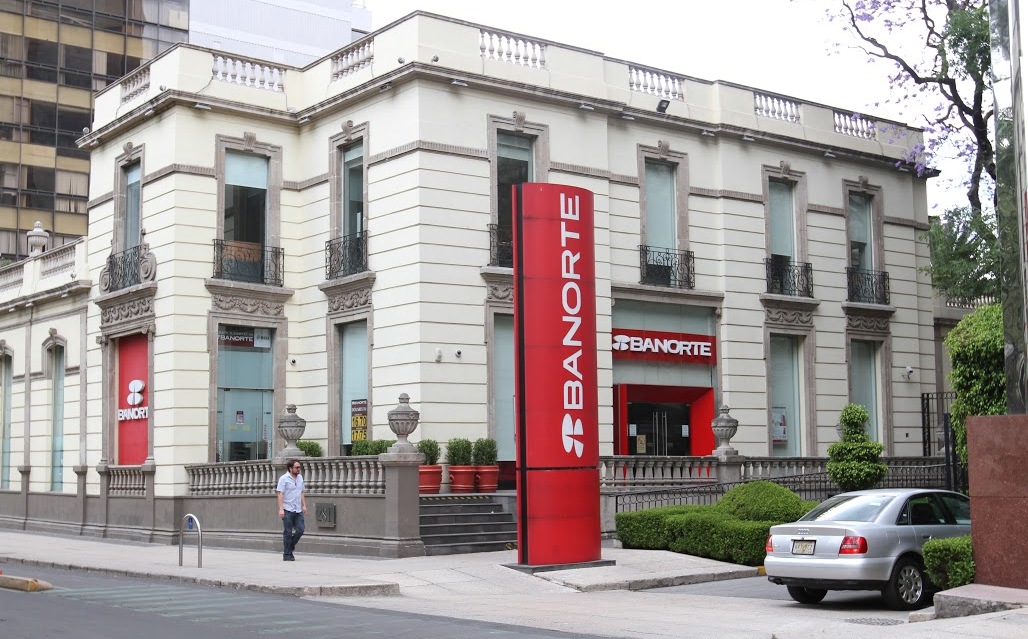 Banorte amplía su banca digital