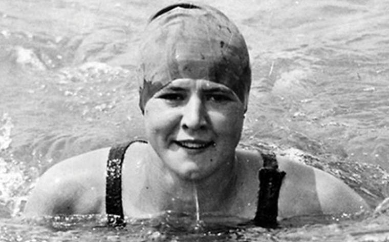 Gertrude Ederle: la mujer que conquistó el Canal de la Mancha - Grupo ...