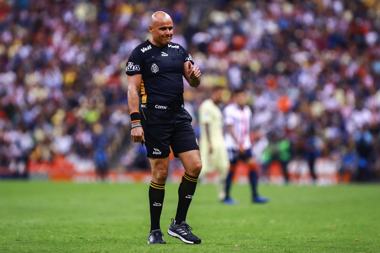 Chacón a Joshua Abrego: me vuelves a reclamar y te voy a expulsar