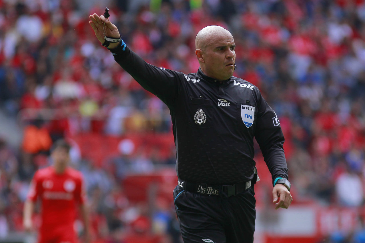 Chacón a Joshua Abrego: me vuelves a reclamar y te voy a expulsar