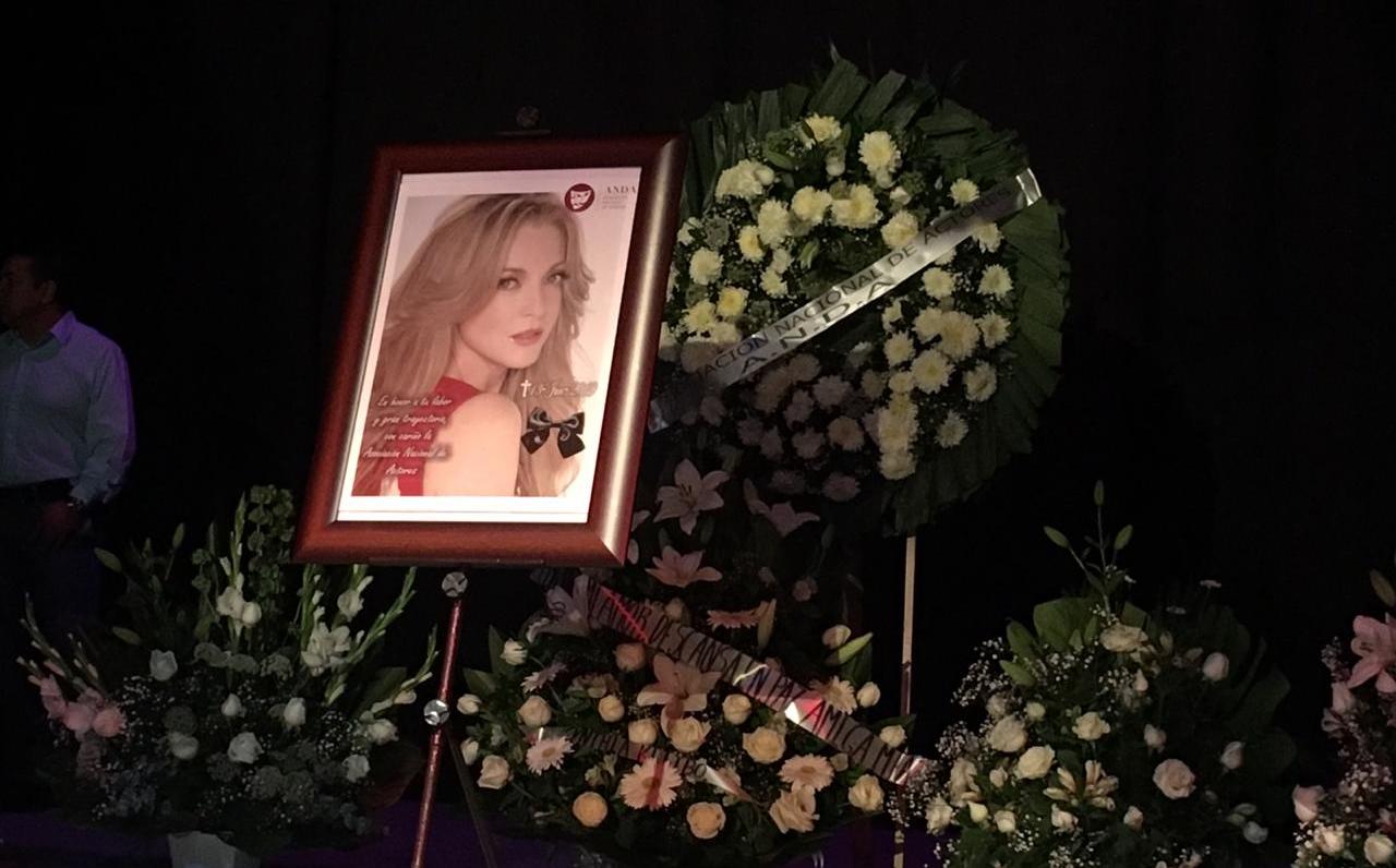 Edith González: en funeral, familia y amigos dan último adiós - Grupo ...