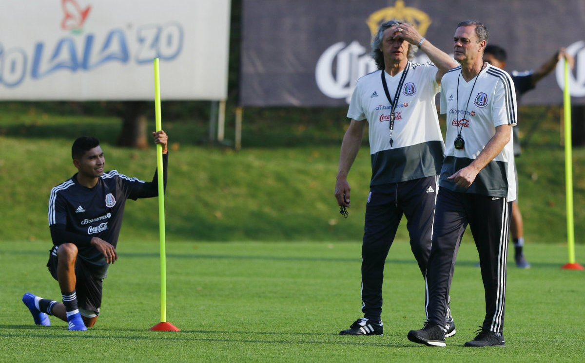 Quién es Theiler, el auxiliar que estará en el lugar del Tata Martino ...