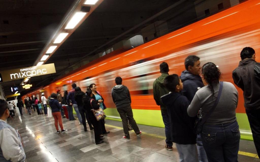 En Metro Ermita, rescatan a adolescente - Grupo Milenio