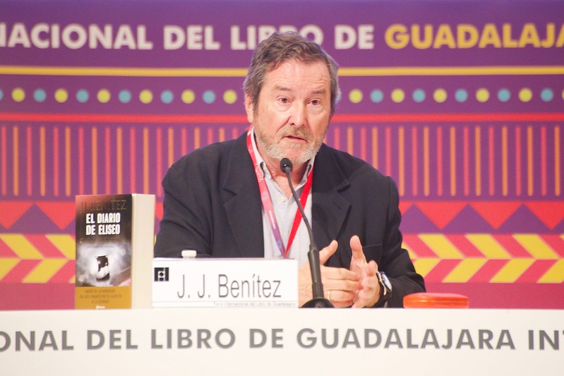 FIL 2019: José Benítez presenta 'El Diario de Eliseo' - Grupo Milenio