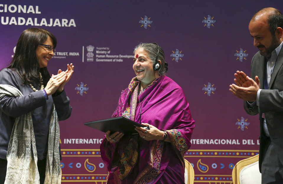 FIL 2019: Vandana Shiva es reconocido como activista en Guadalajara ...