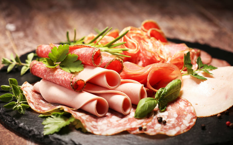 Carnes frías navideñas y ensaladas para acompañar tu cena - Grupo Milenio