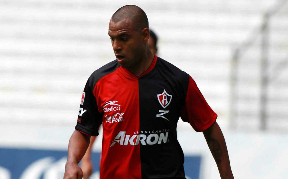 Edgar Pacheco presume increíble tatuaje del Atlas - Grupo Milenio