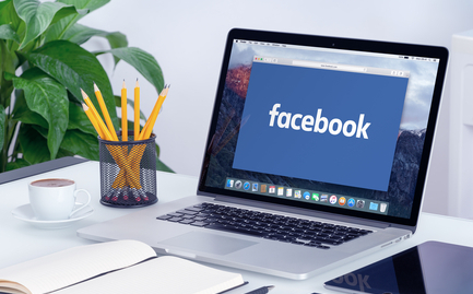 Facebook estrena diseño que incluye modo obscuro para computadoras ...