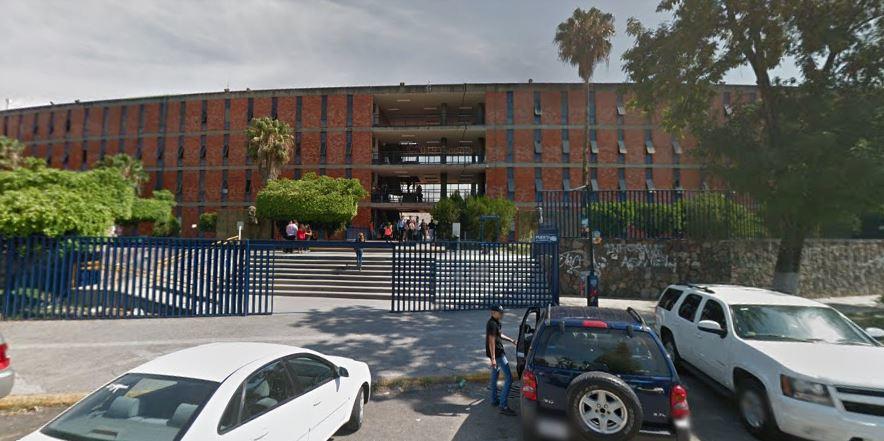 9M: Tres alumnas son las que asistieron a clase en CUCSH