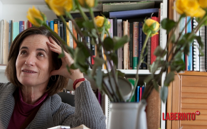 Todo sobre nosotras, de Mónica Lavín | Reseña