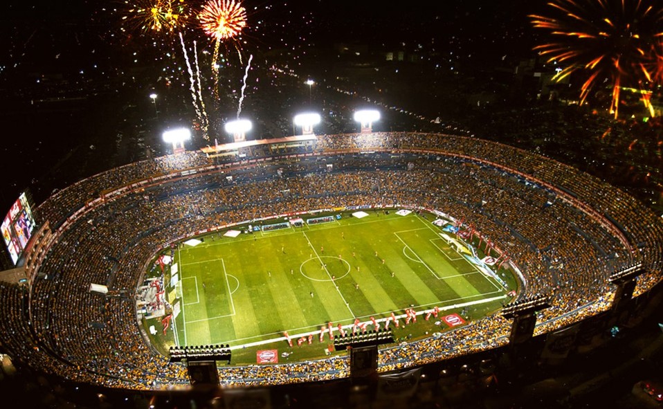 Estadio Universitario. ¿Por qué se le conoce como El Volcán? - Grupo ...