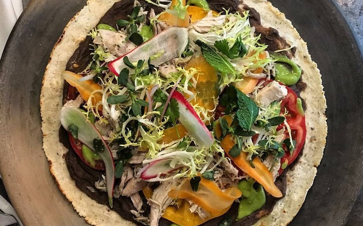 Tlayuda. Origen e historia del platillo oaxaqueño - Grupo Milenio