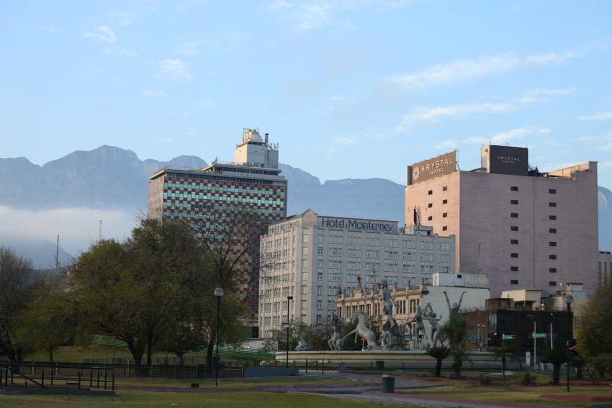 Así lucen las calles en Monterrey en el primer día del 2021- Grupo Milenio