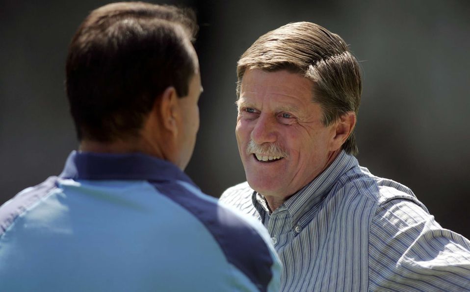 Hans Westerhof: El futbolista mexicano no va a Europa por indisciplina ...