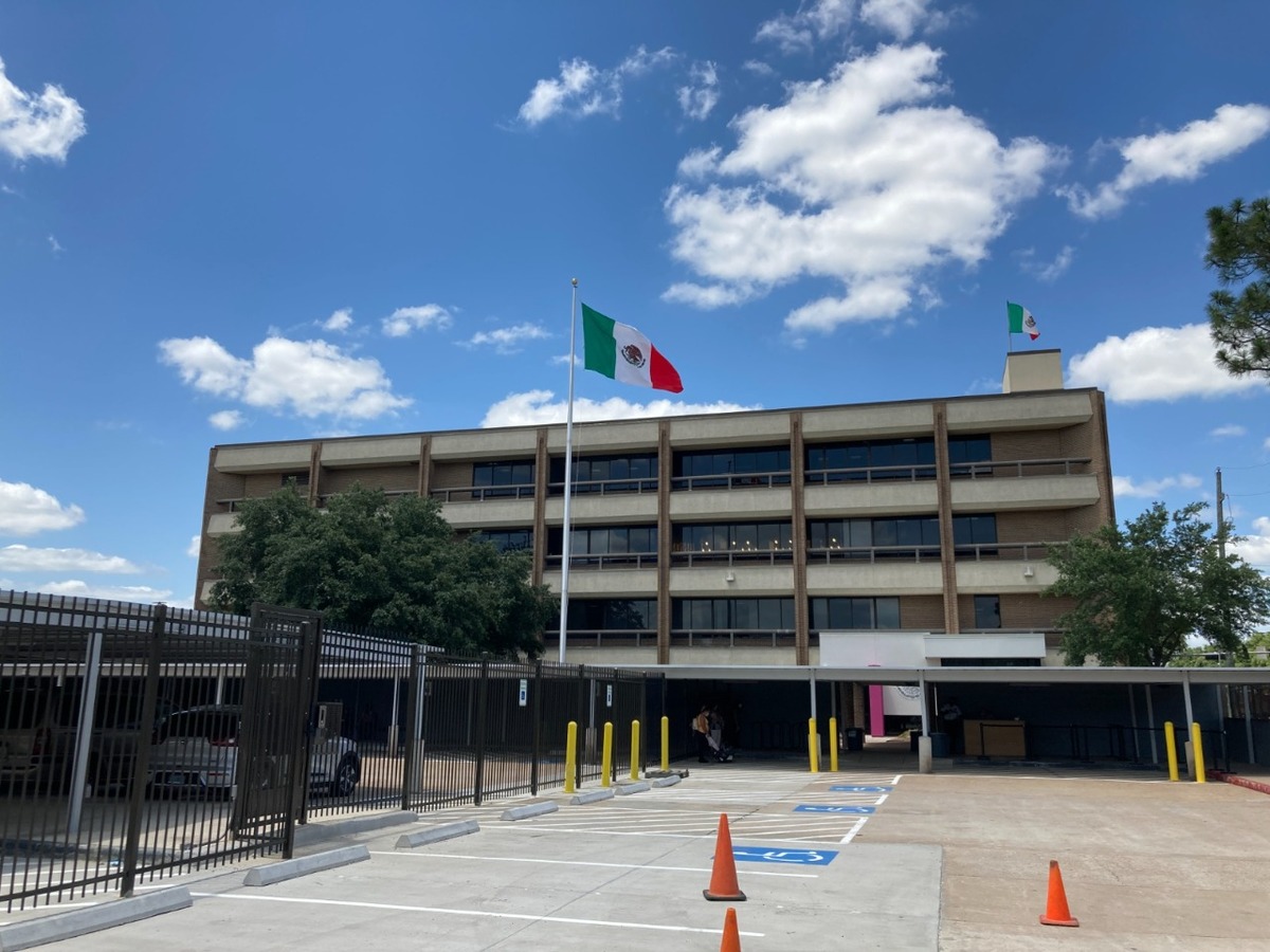 Marcelo Ebrard inaugura nueva sede del consulado de México en Houston ...